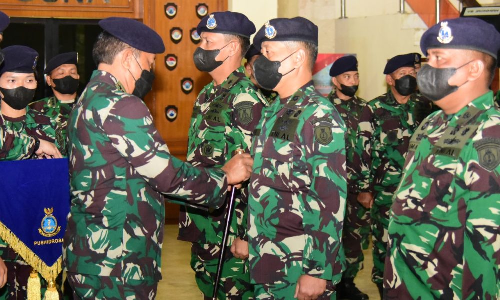 Jabatan Aspamkersamtas Danpushidrosal dan Ka Akun Pushidrosal ...