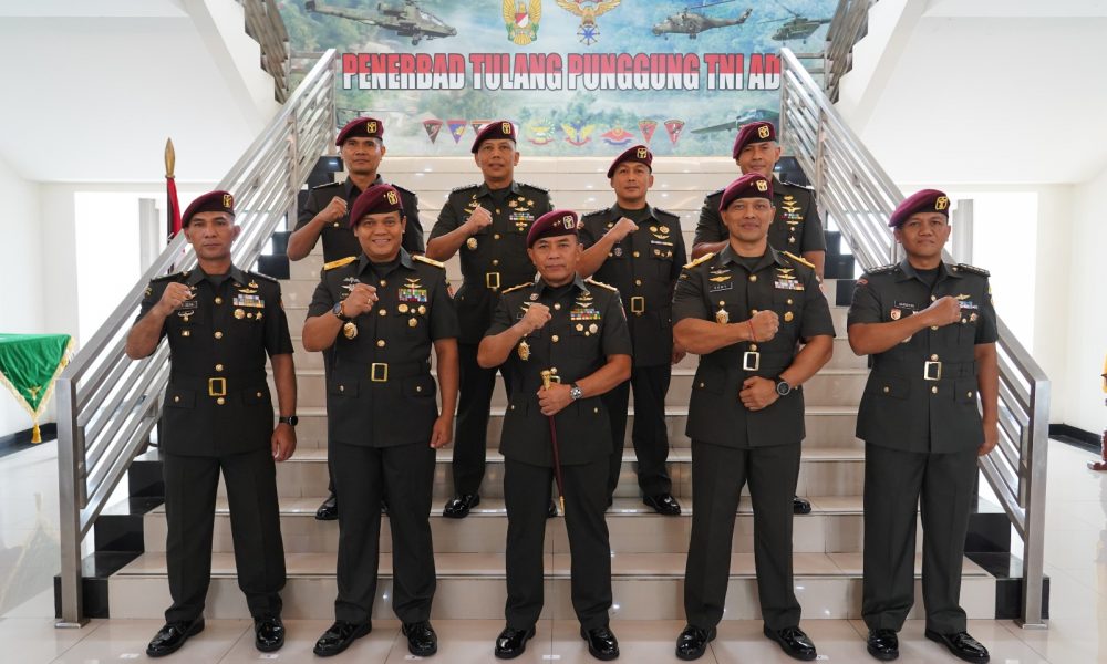 Danpuspenerbad Pimpin Tradisi Penerimaan Pejabat Baru, Pelepasan dan ...