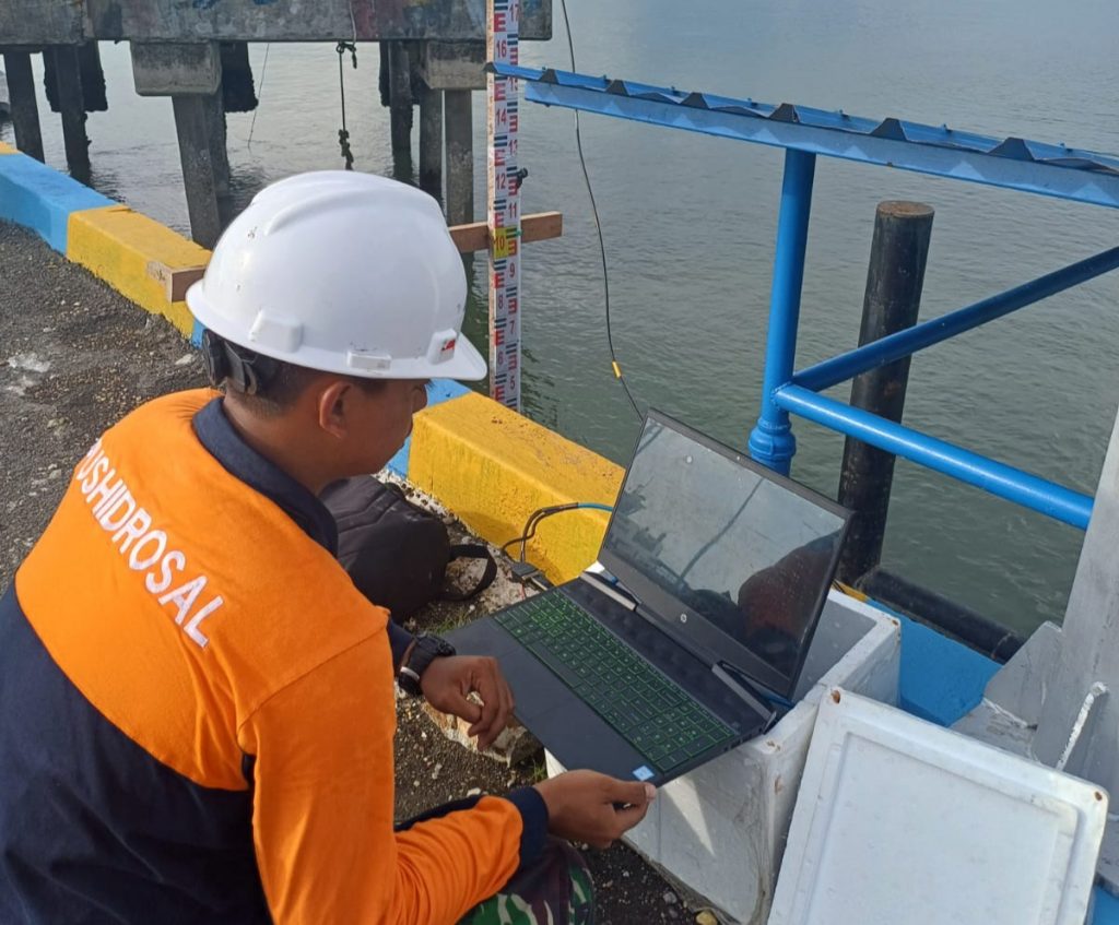Pushidrosal Gelar Operasi Survei Hidro-Oseanografi Jalur Pipa Bawah ...